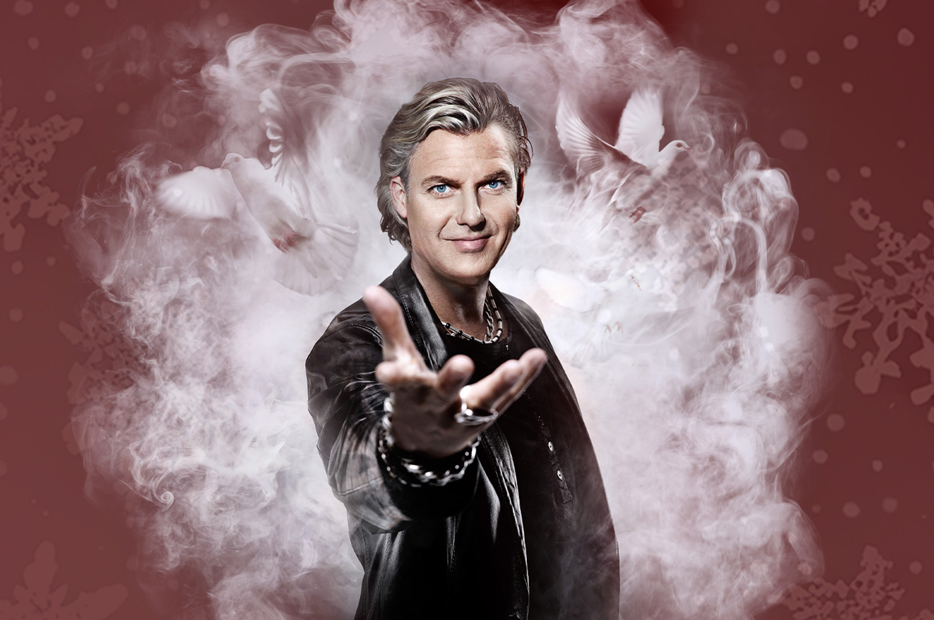 Boka en Magical Christmas med Joe Labero och bo på Elite Hotel Marina ...